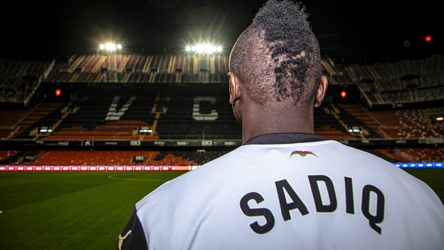Sadiq tiene claro su futuro: o regresa al Valencia o sigue en la Real ...